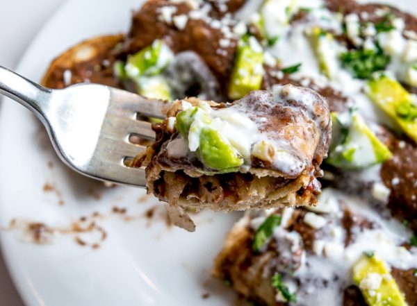 Enfrijoladas Recept -- wat te doen met al die Mexicaanse bonen ...