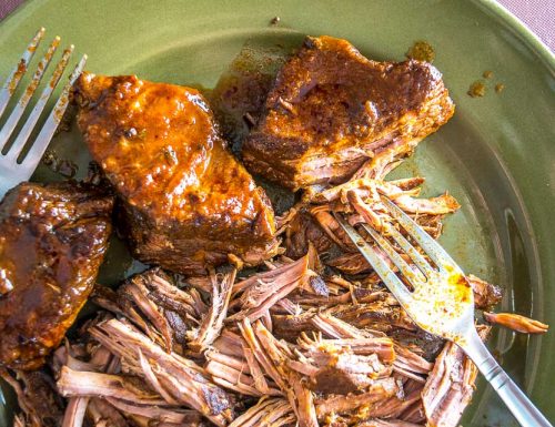 Easy Slow Cooker Barbacoa Recipe | Mexican Please